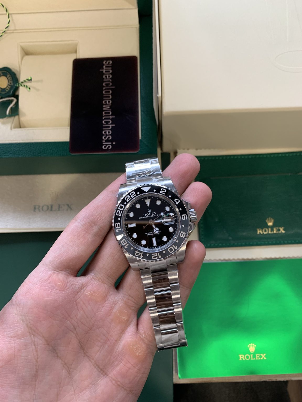 Rolex Bruce Wayne Replica in Oyster • Best Copy gmt master 2